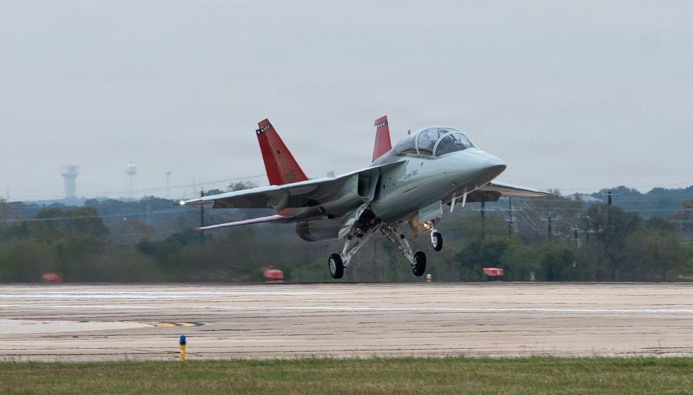 T-7A Red Hawk Arrives for Training Integration at AETC | TURDEF